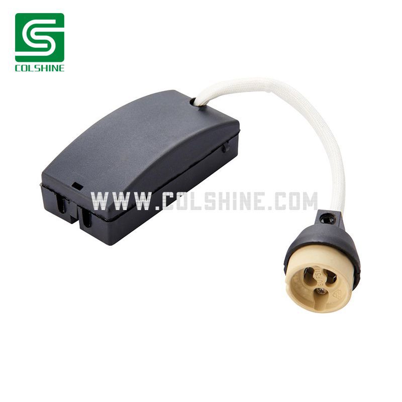 VDE GU10 socket with automatic clip